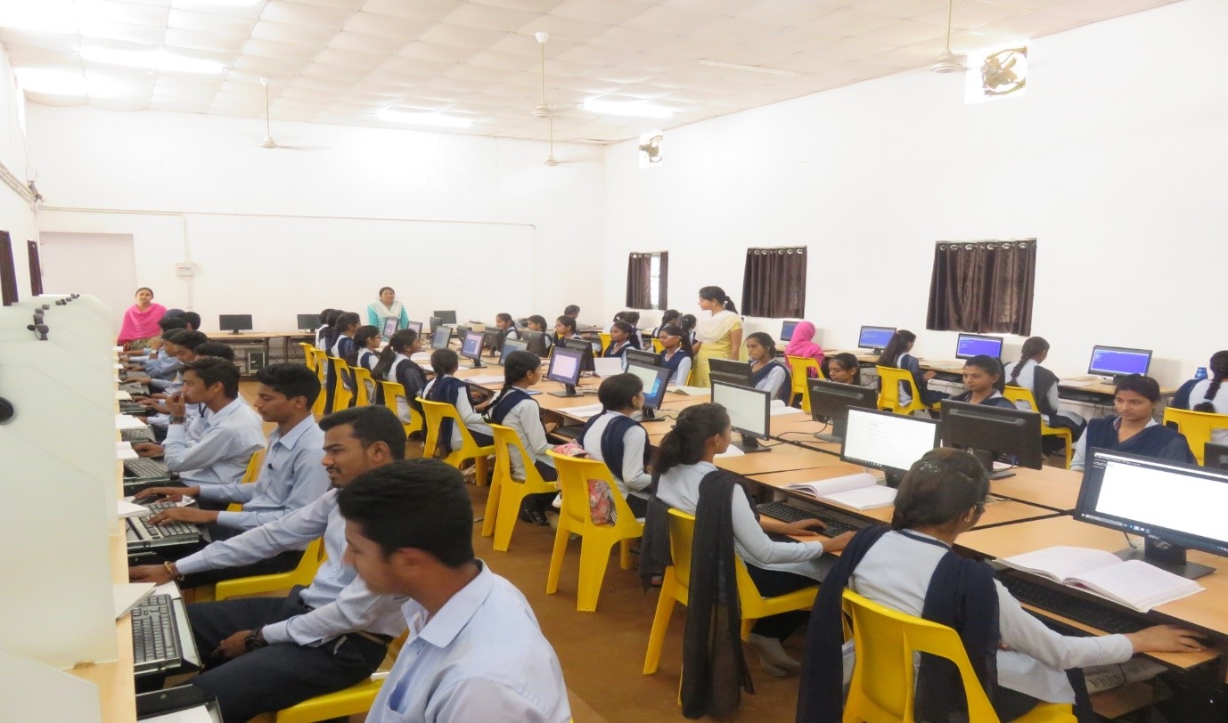 Bajaj College of Science » ICT Center